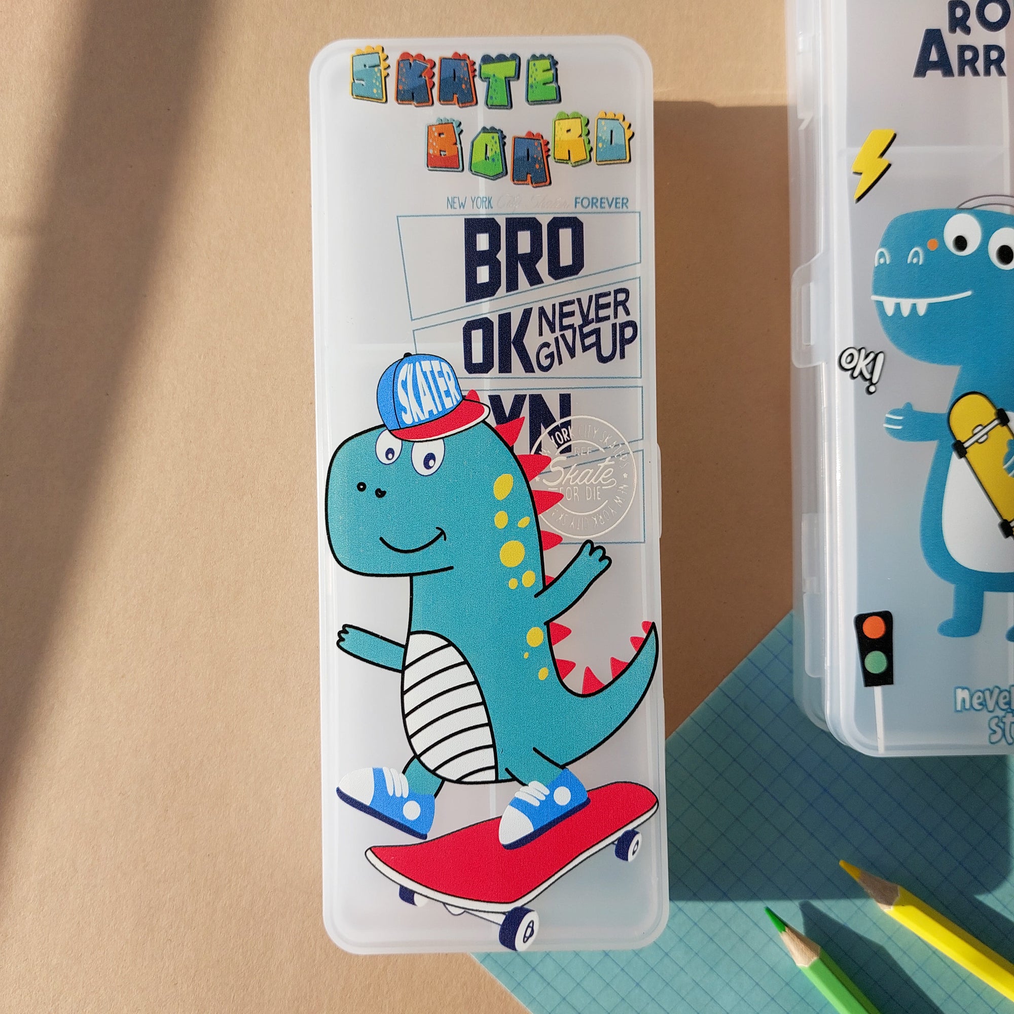 Plastic Compass Boxes – Ink N Ivory